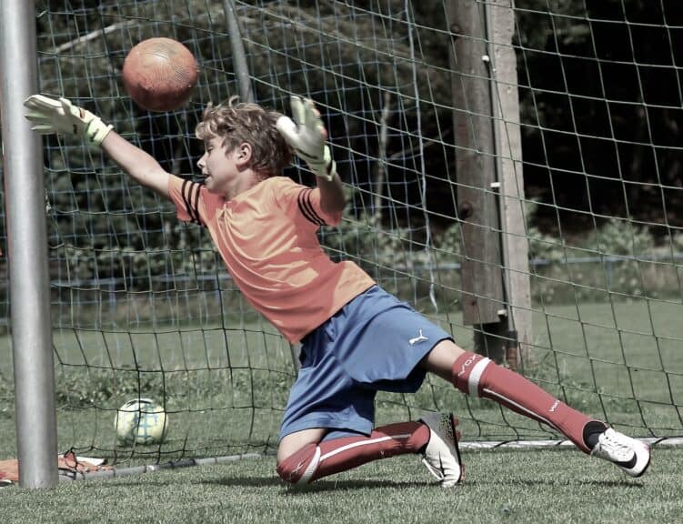 How the Wrong Kind of Praise Could Increase a Student’s Feelings of ...